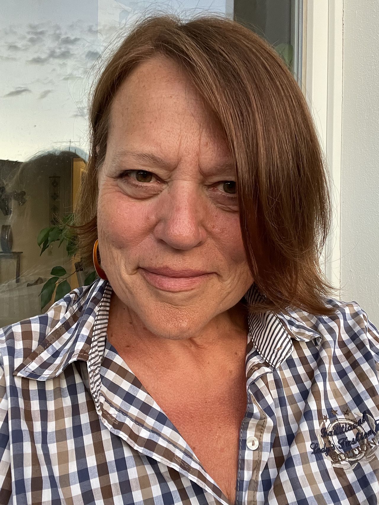 Joyce Larson's Instagram, Twitter & Facebook on IDCrawl